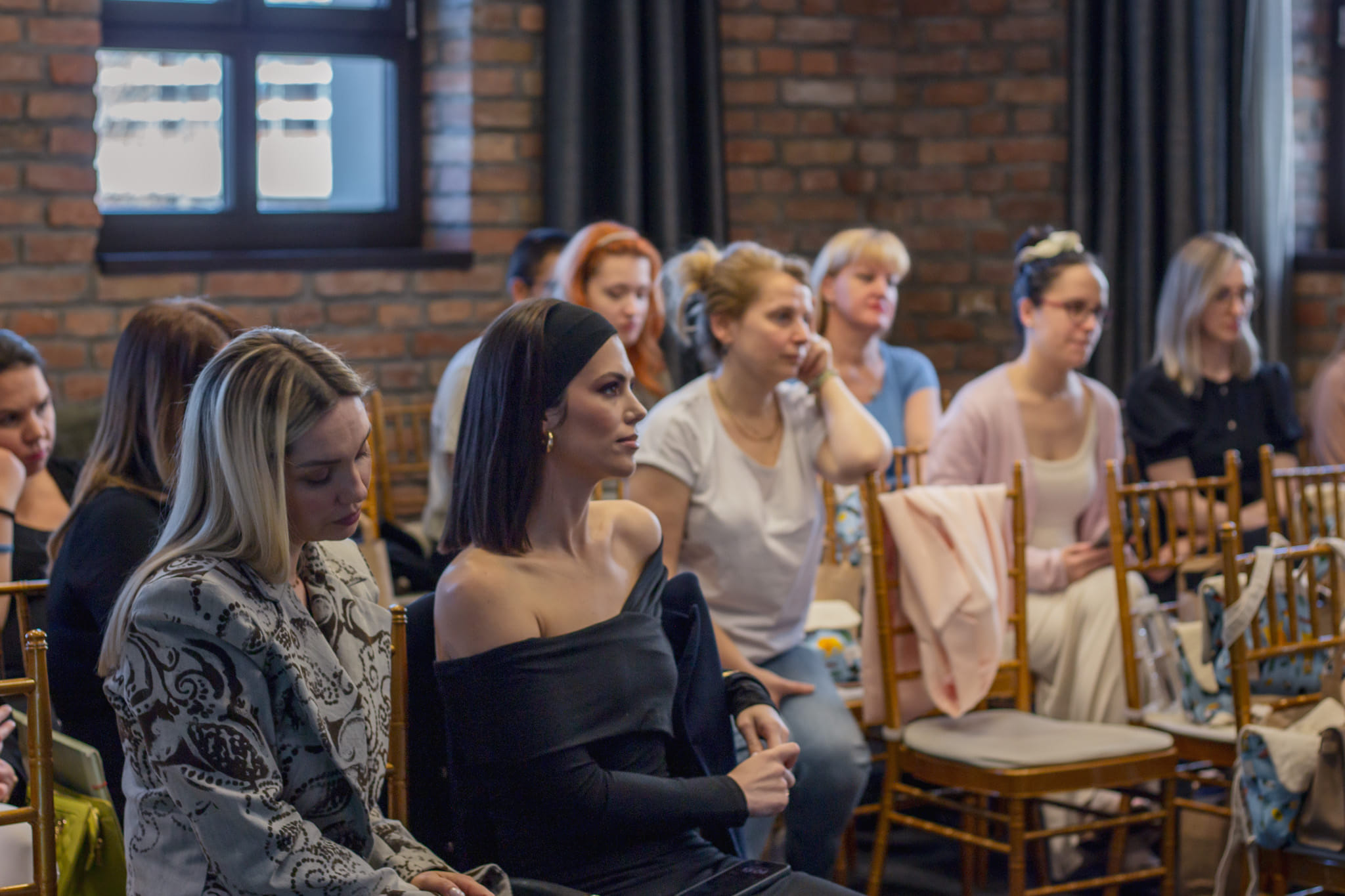 Mala deca, veliki heroji - Heroine