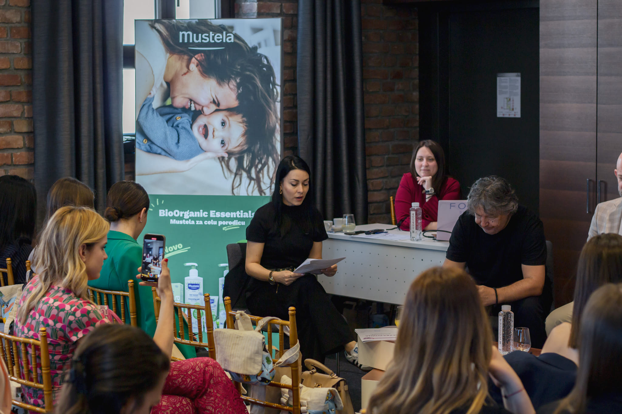 Mala deca, veliki heroji - Heroine